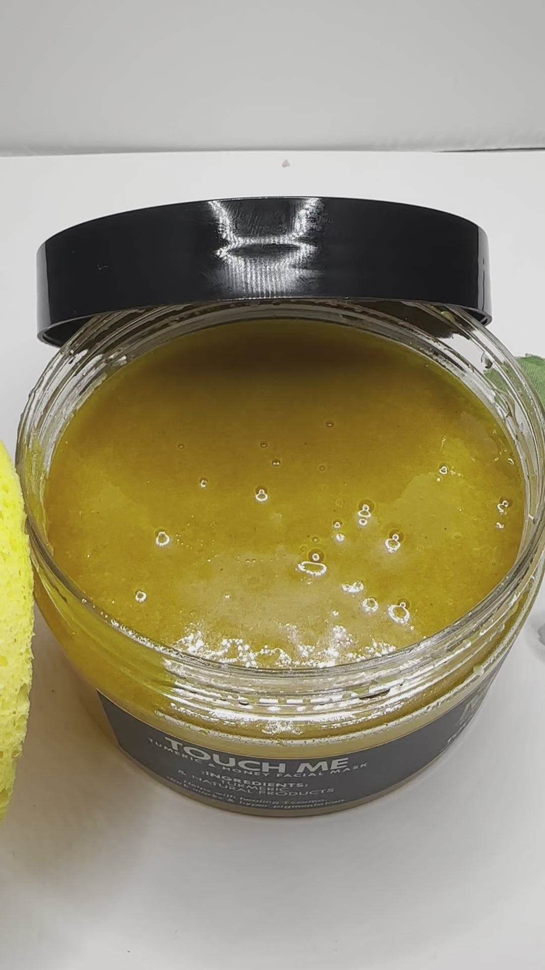 TOUCH ME TURMERIC FACIAL SCRUB – ME byREIGN